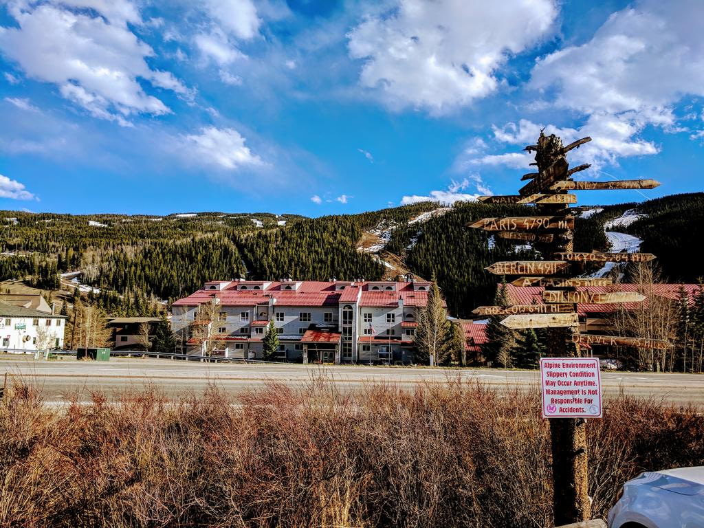 3 Peaks Lodge | Keystone Colorado's #1 Rated Mountain View Lodge